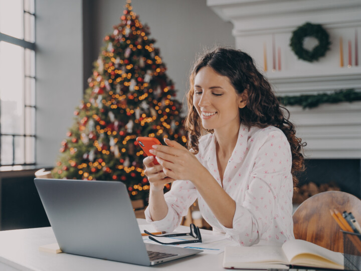 How to manage annual leave at Christmas | SafeHR
