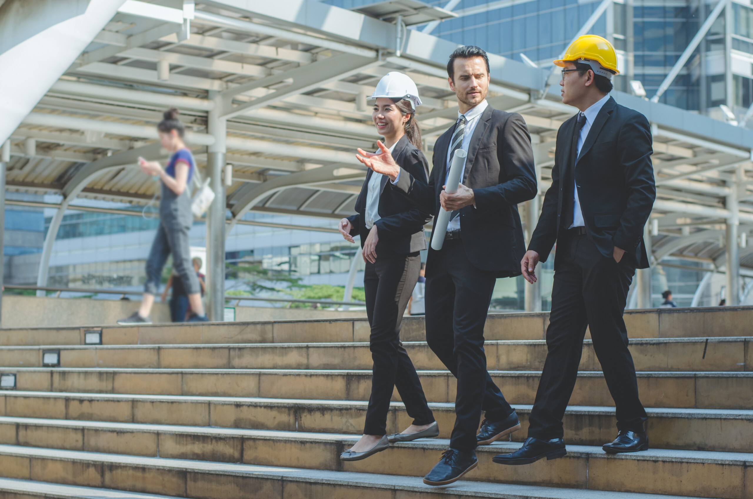 Managing HR in construction site services - SafeHR